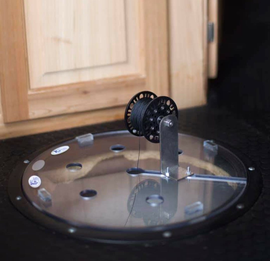 Ultimate Outdoors Rattle Reel Hole Cover Mount – All Ice Fishing